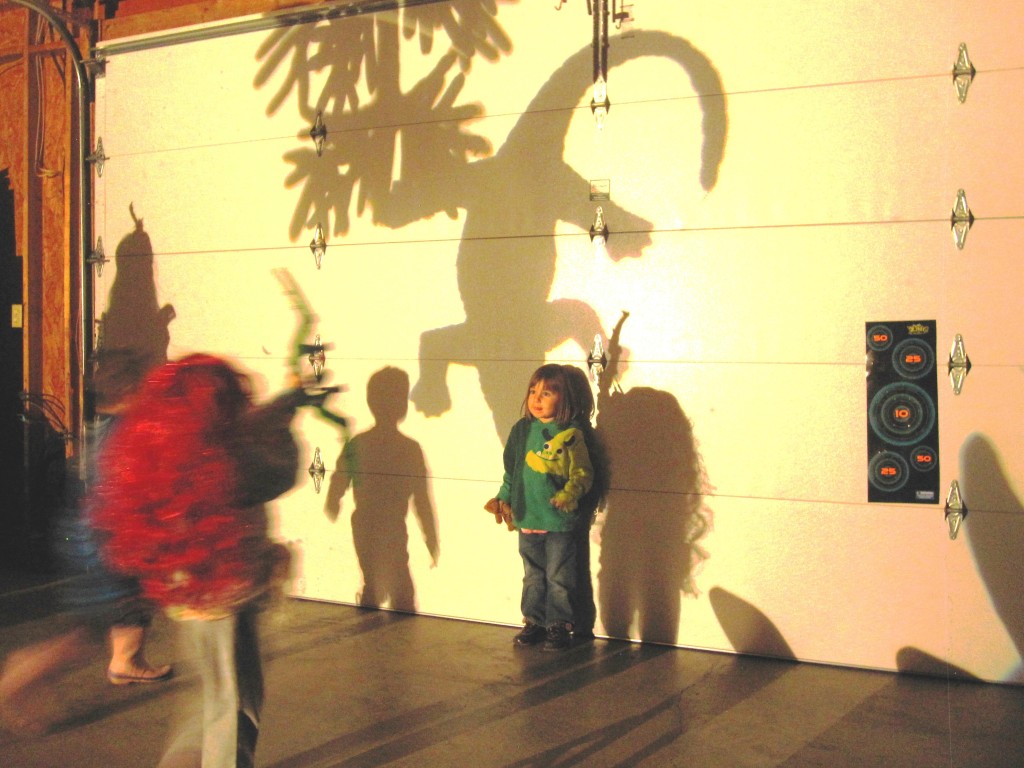 Get Smart with Art at the Art Smart Studio! – Moms With Tots